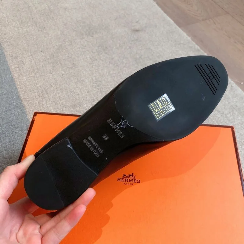 Bargain Hermes Low Shoes