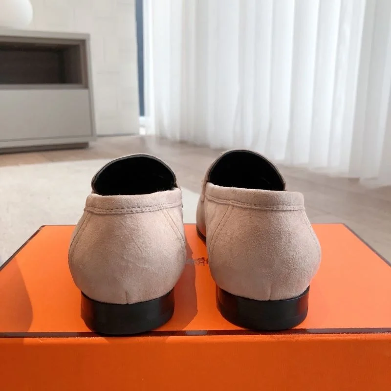 Indistinguishable Hermes Low Shoes