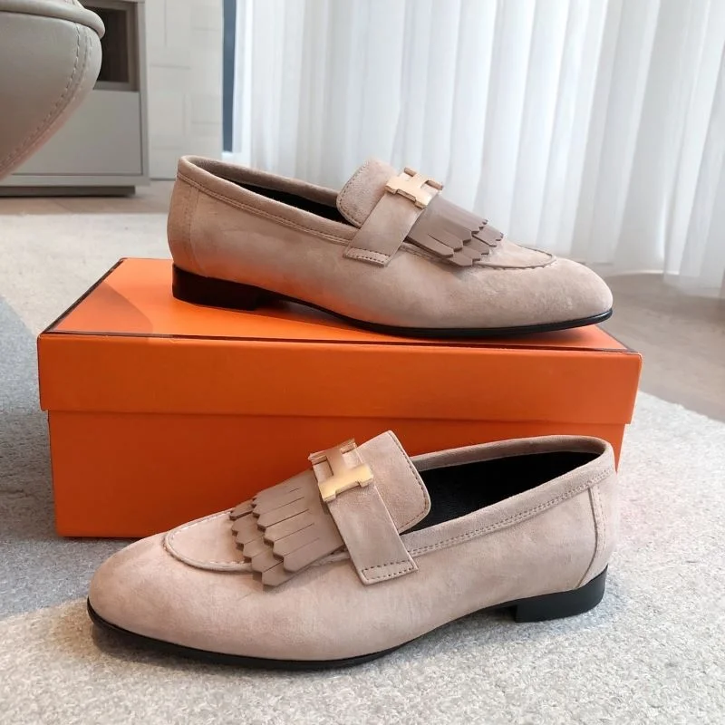 Indistinguishable Hermes Low Shoes