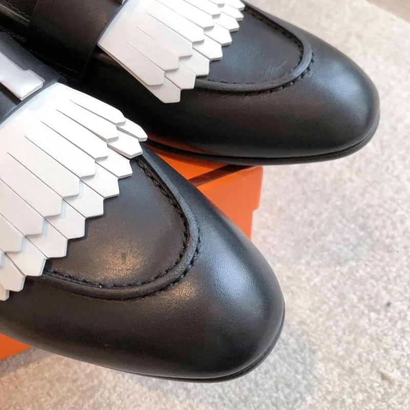 Exact replica Hermes Low Shoes