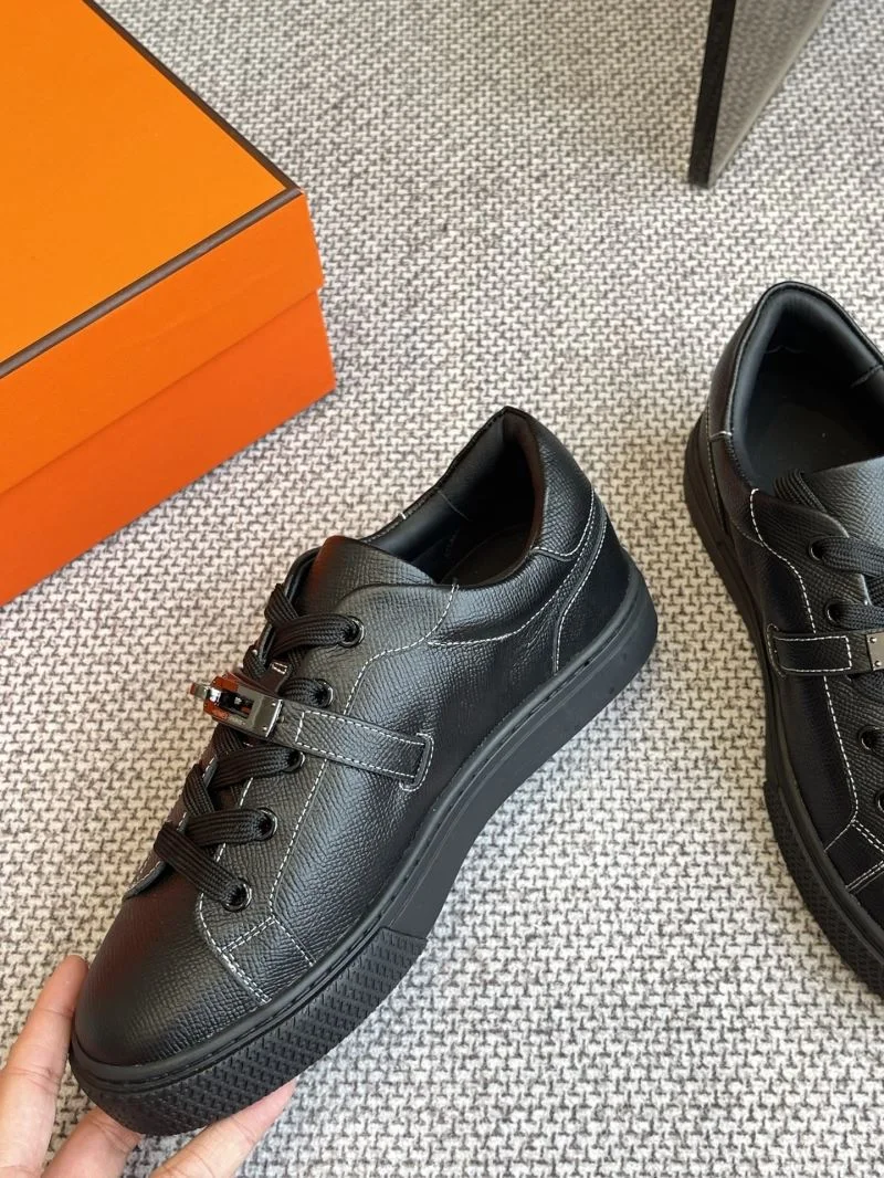 Accurate model Hermes Low Shoes