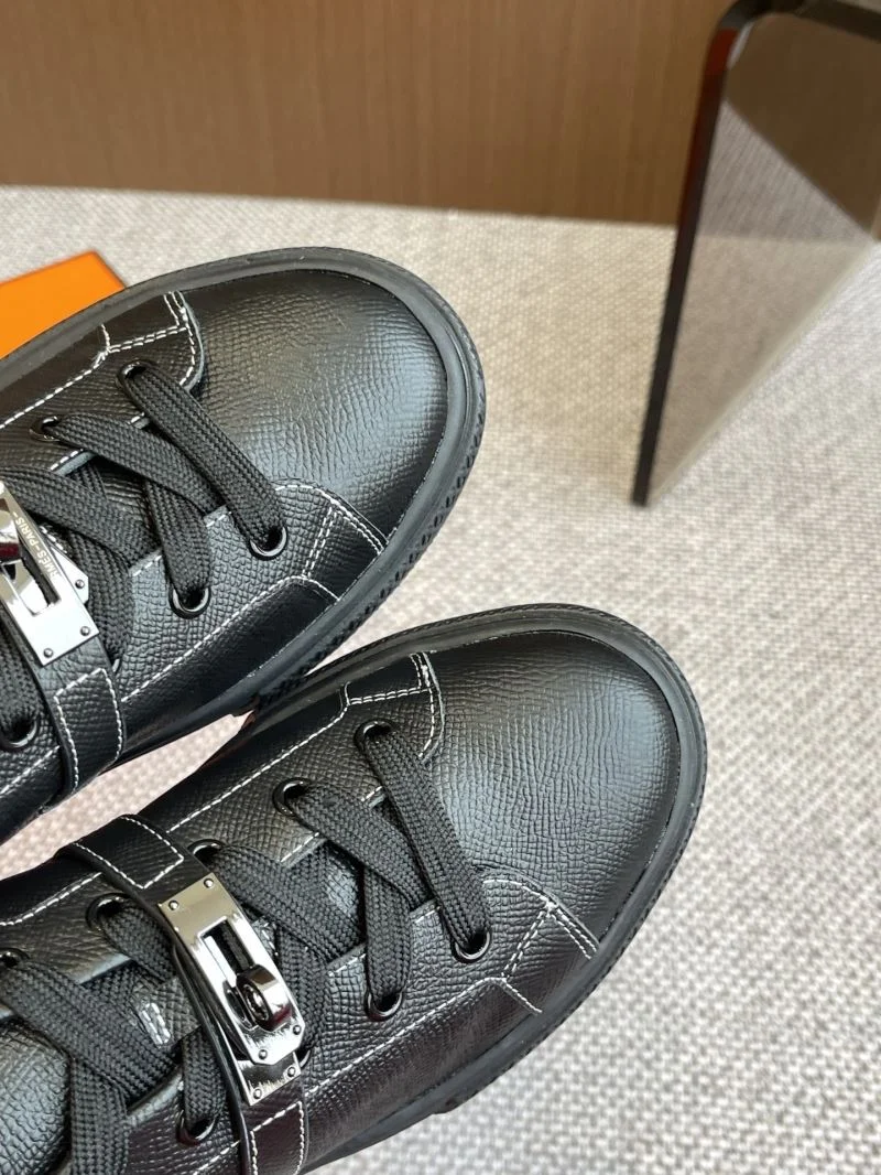 Accurate model Hermes Low Shoes