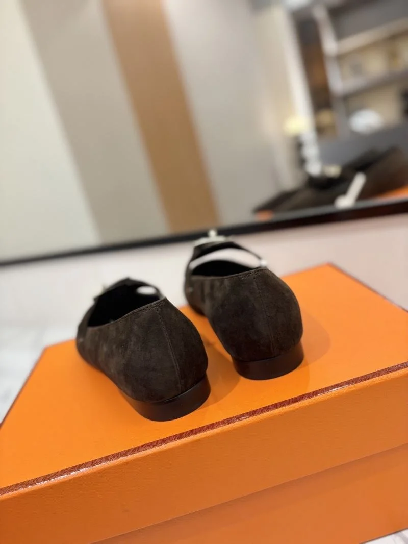 Low-cost Hermes Low Shoes