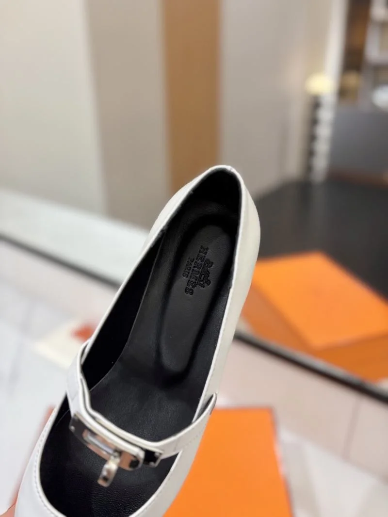 Low-cost Hermes Low Shoes