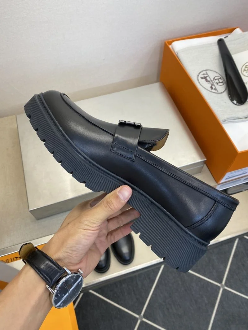 Value-priced Hermes Low Shoes