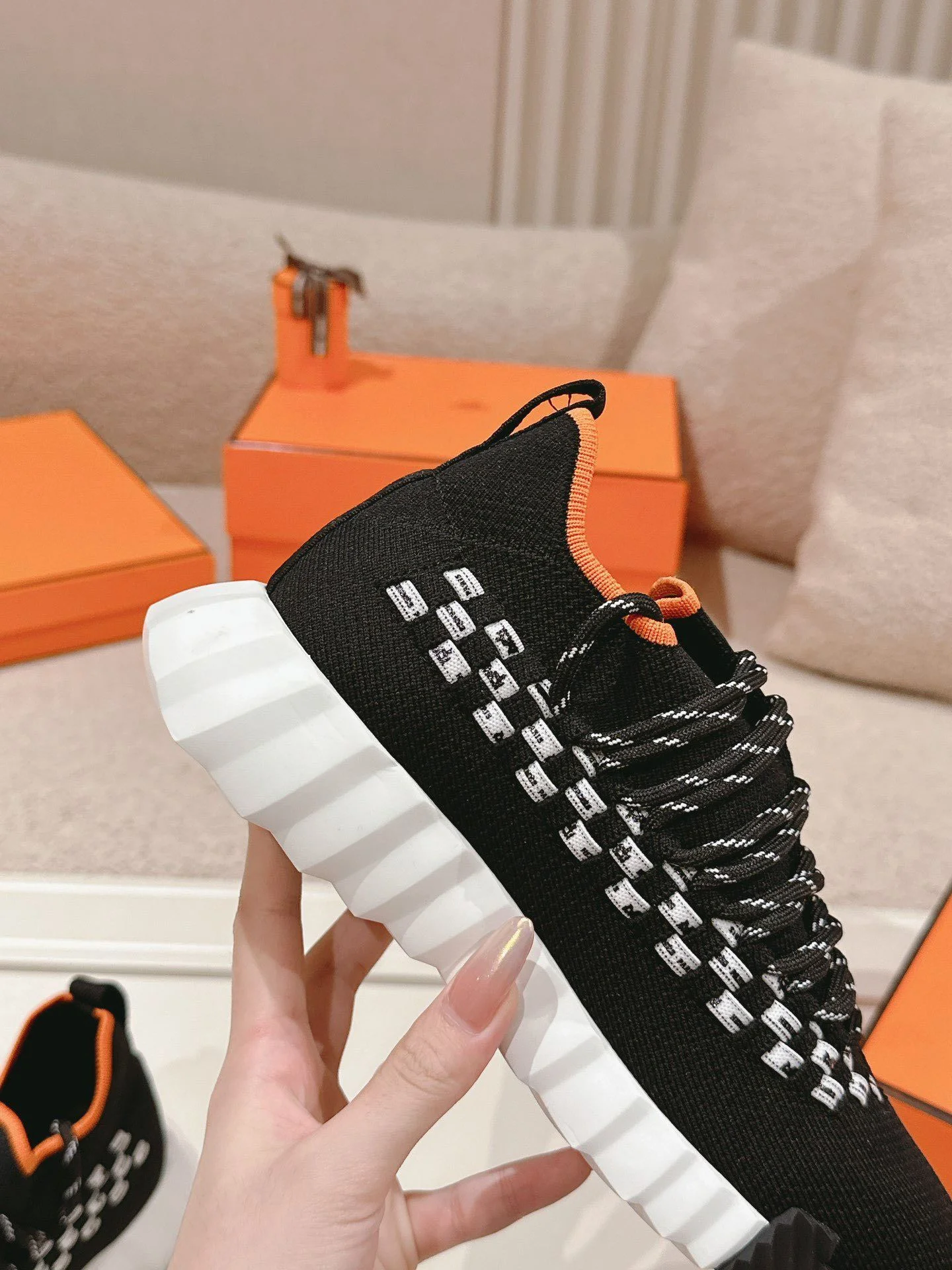Exact replica Hermes Low Shoes