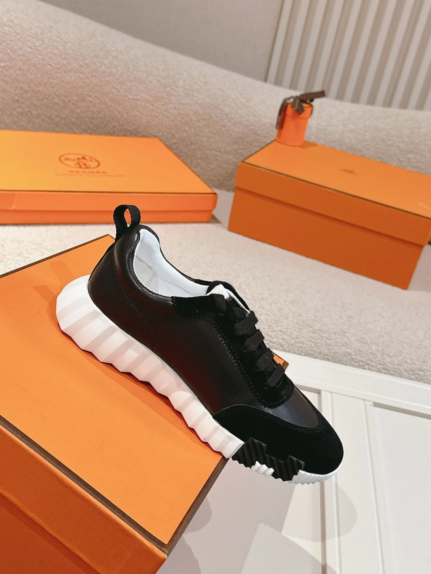 High accuracy Hermes Low Shoes