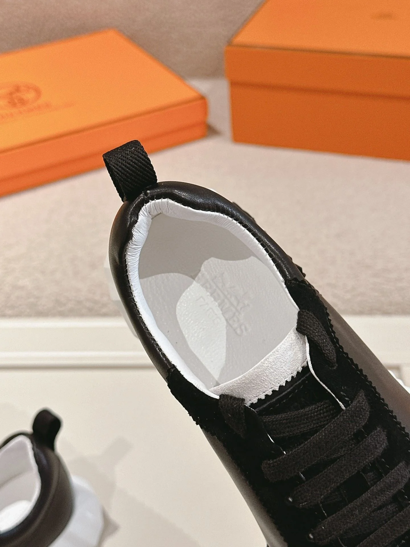High accuracy Hermes Low Shoes