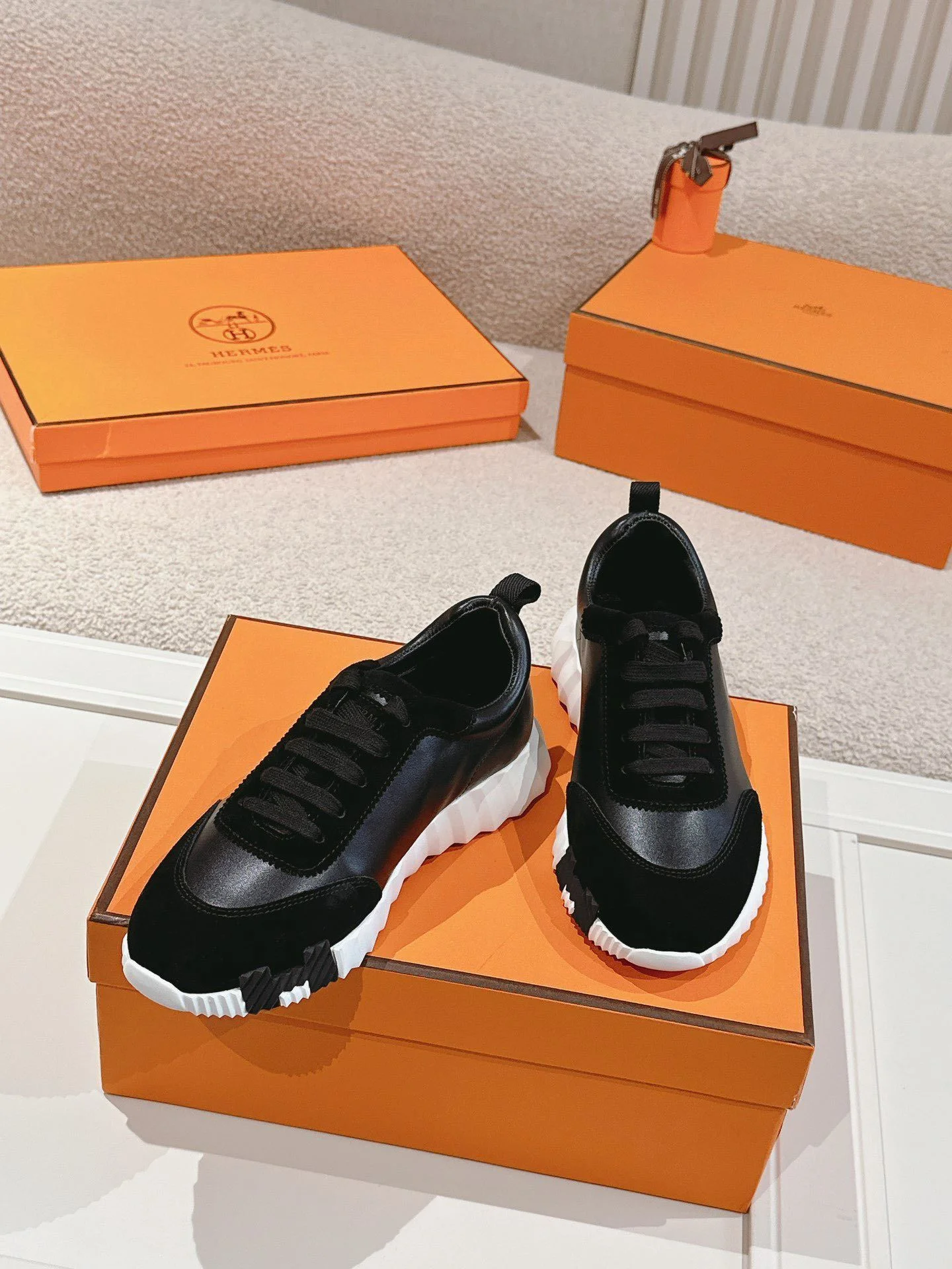 Exact replica Hermes Low Shoes
