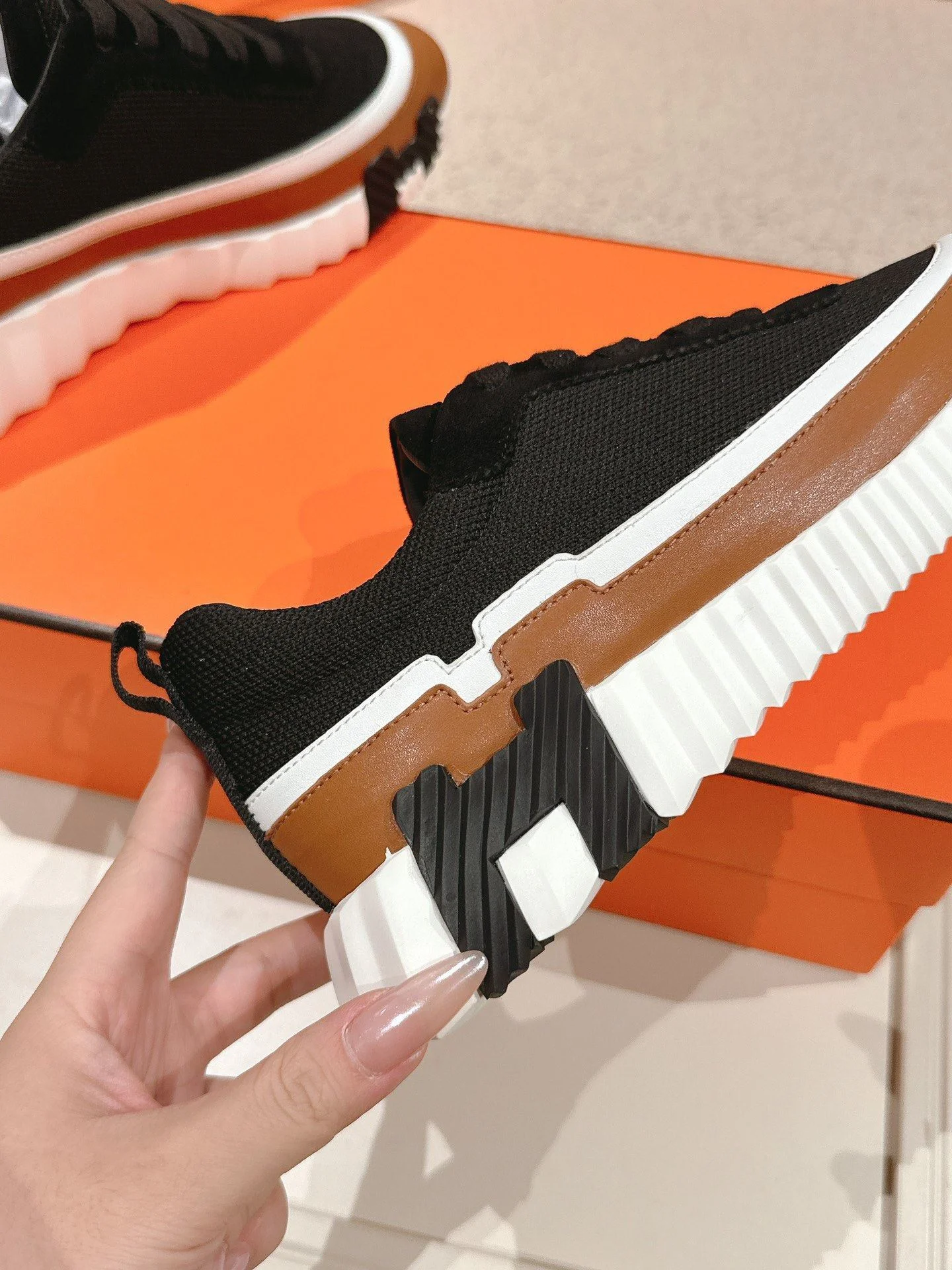 Reasonably priced Hermes Low Shoes