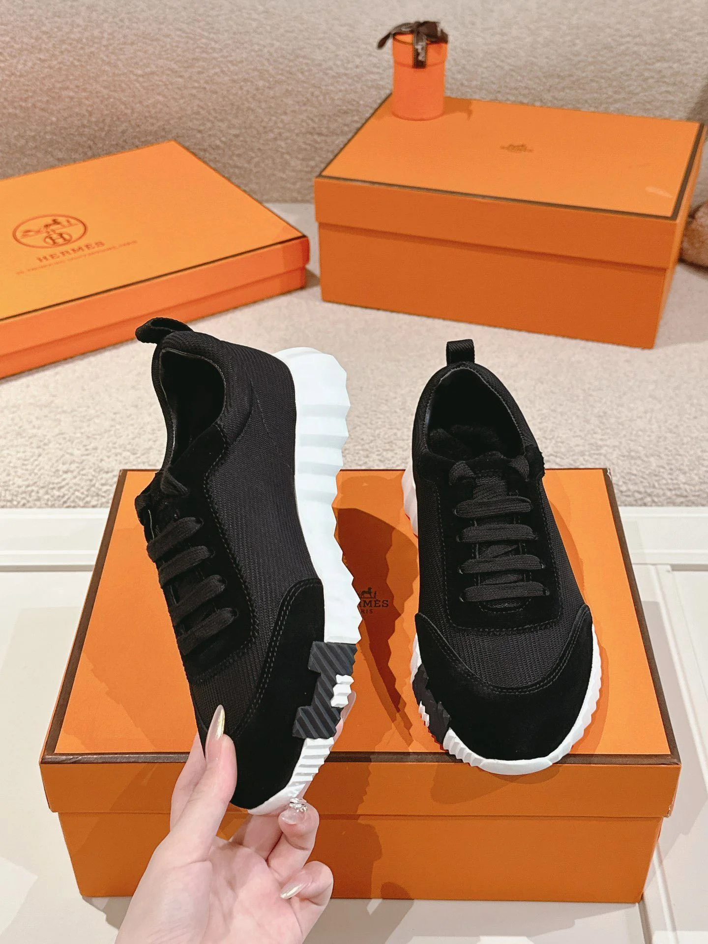 Indistinguishable Hermes Low Shoes