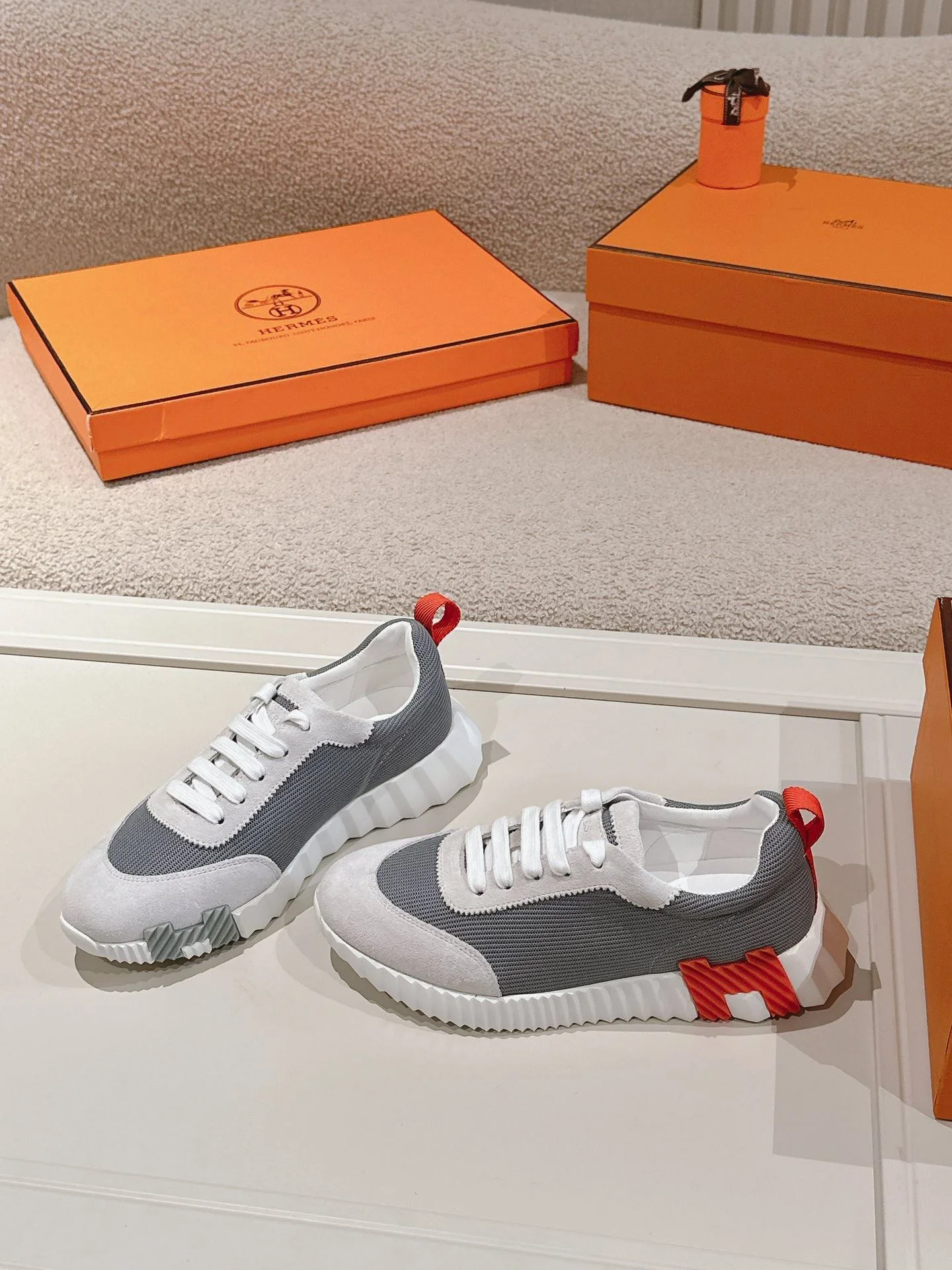 Exact replica Hermes Low Shoes