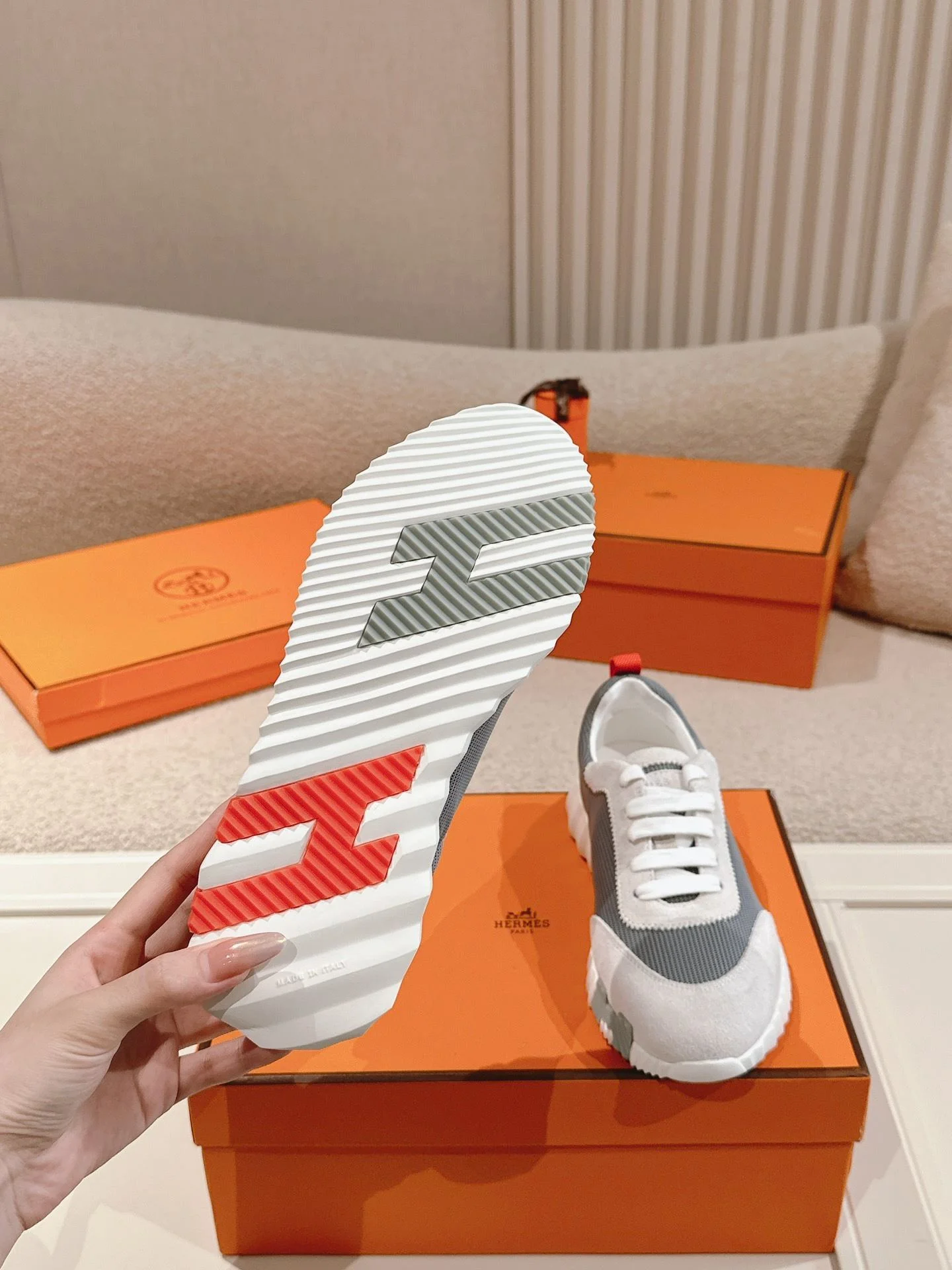 Exact replica Hermes Low Shoes