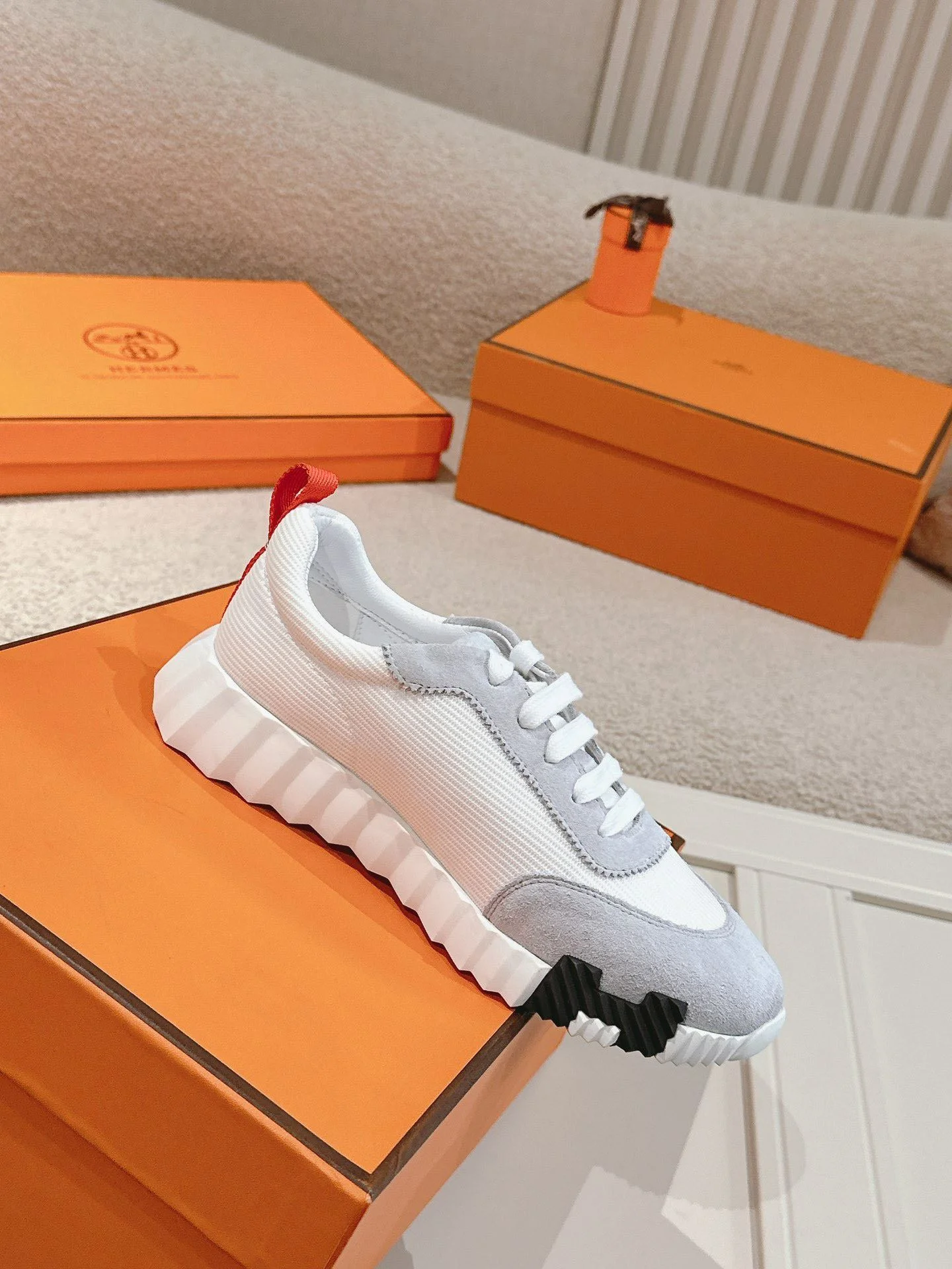 Brand-authenticated Hermes Low Shoes