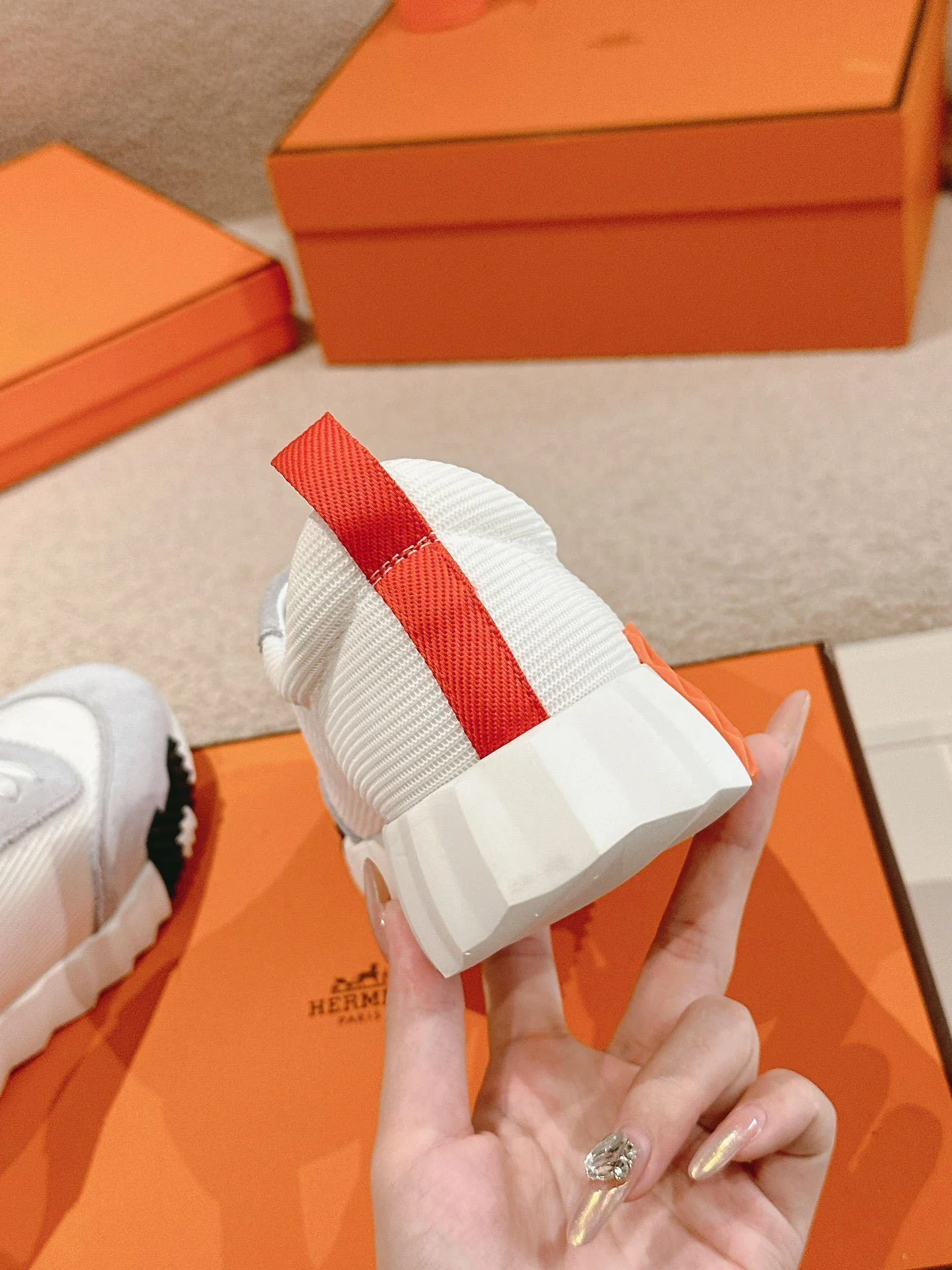 Brand-authenticated Hermes Low Shoes