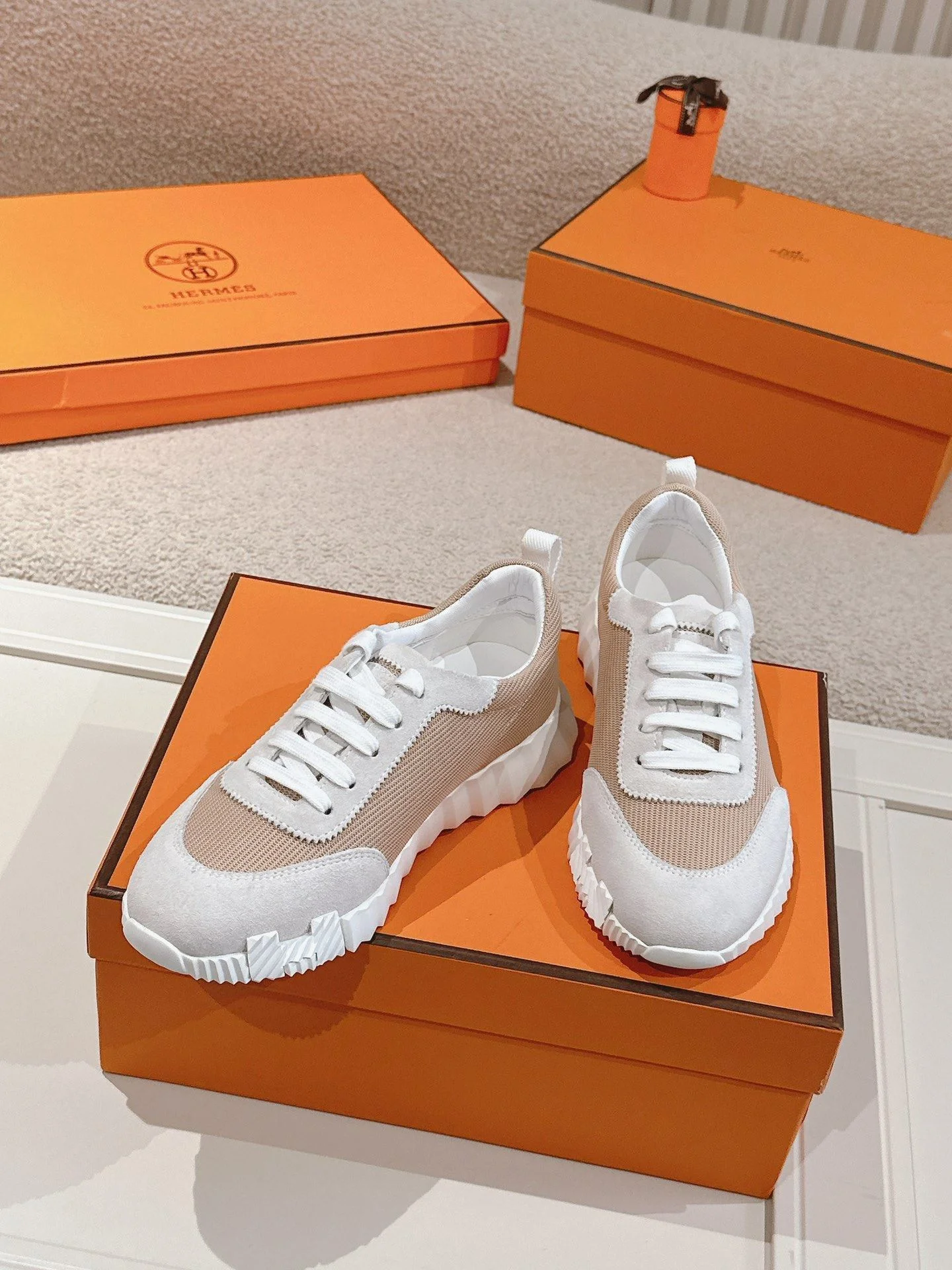 Top mirror Hermes Low Shoes