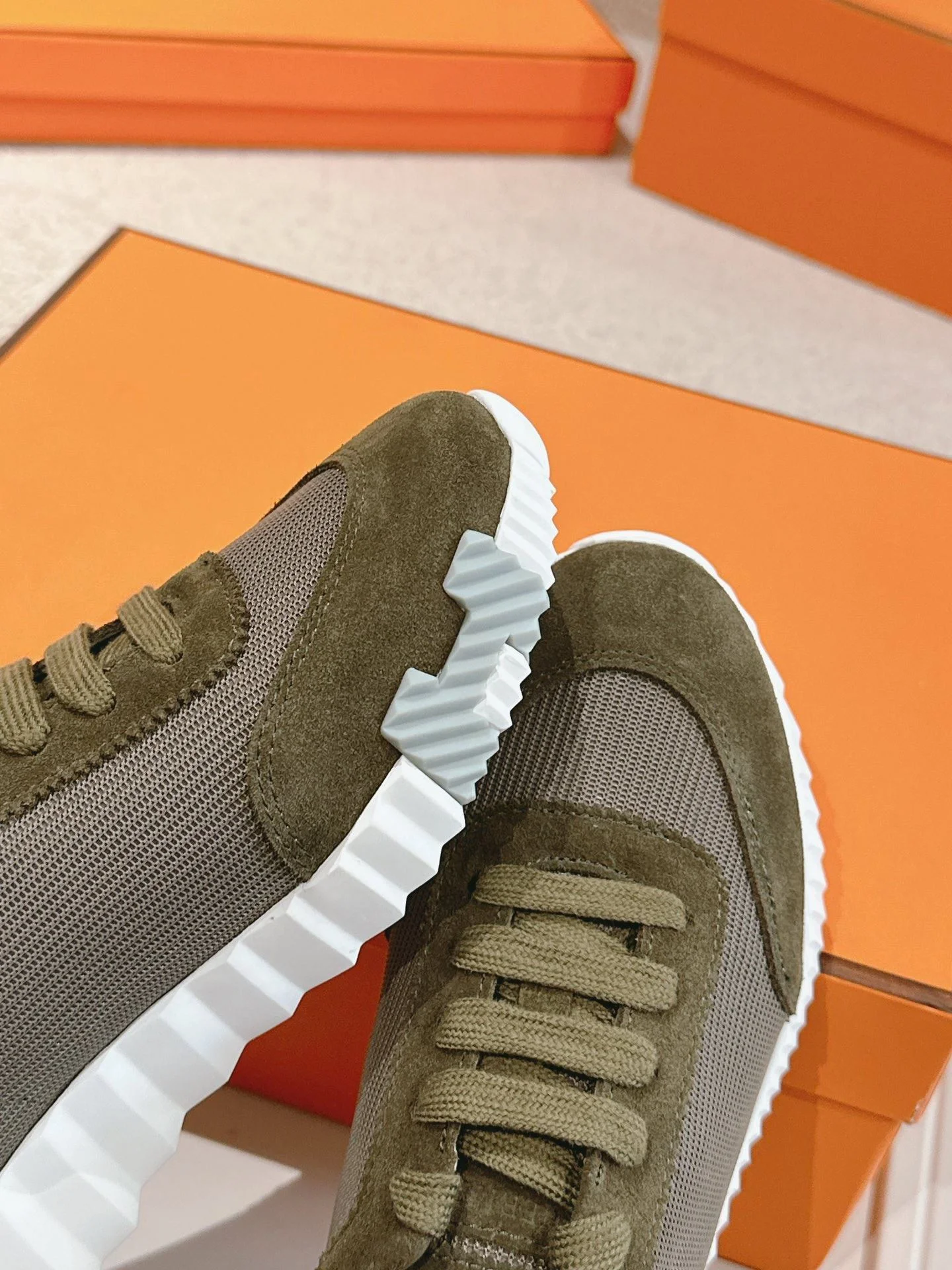 Low-cost Hermes Low Shoes