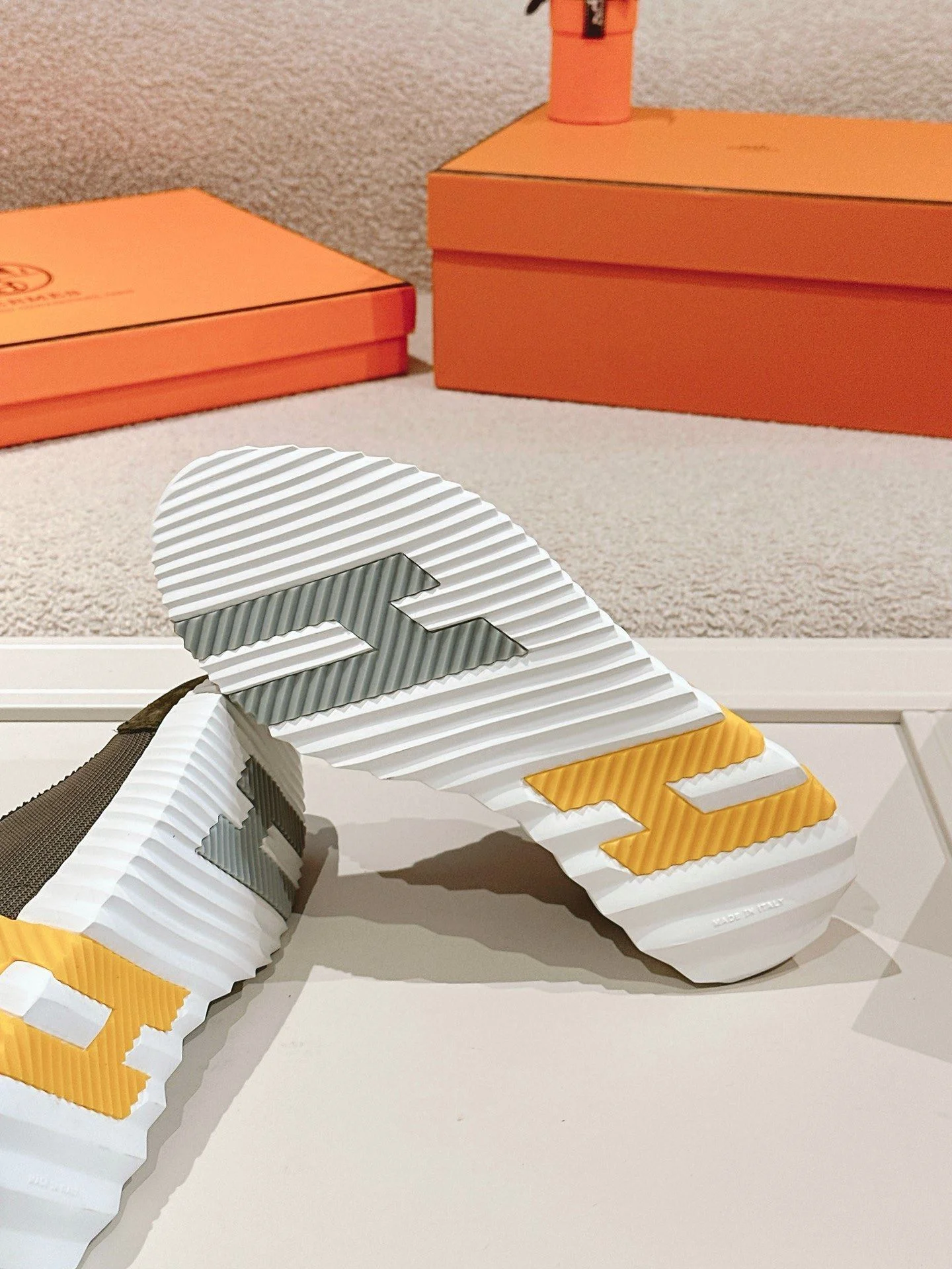 Low-cost Hermes Low Shoes