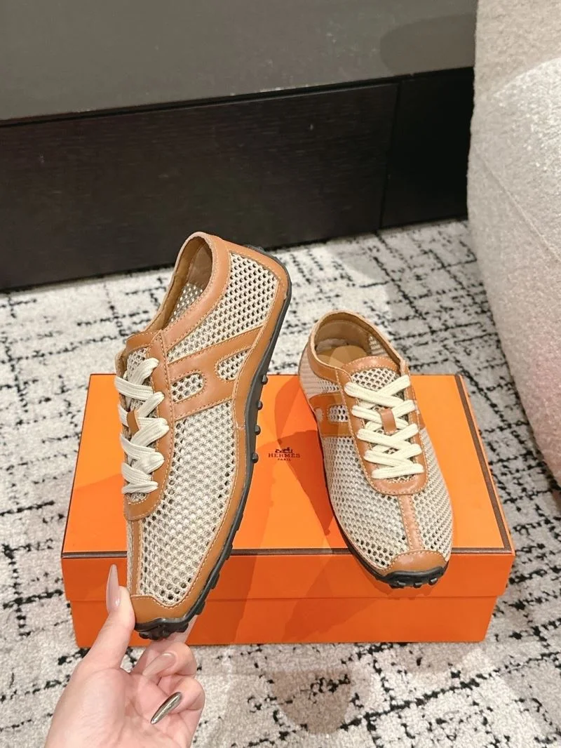 Accurate model Hermes Low Shoes
