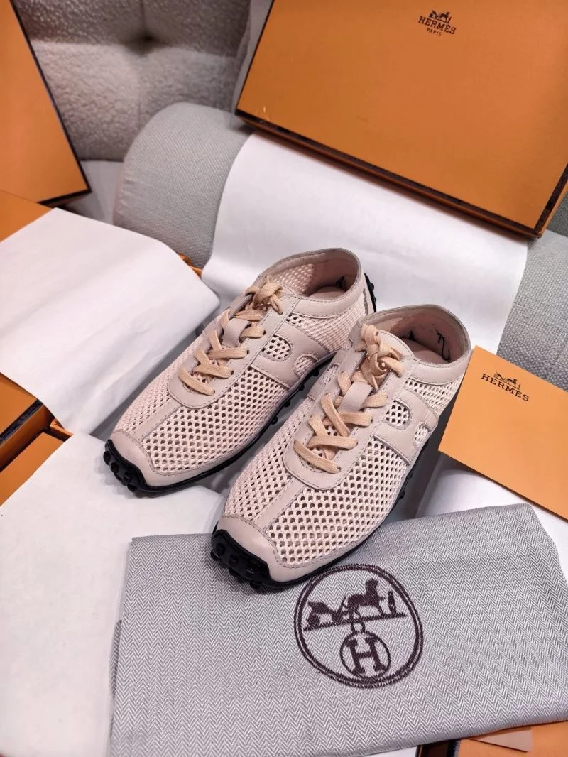 Accurate model Hermes Low Shoes