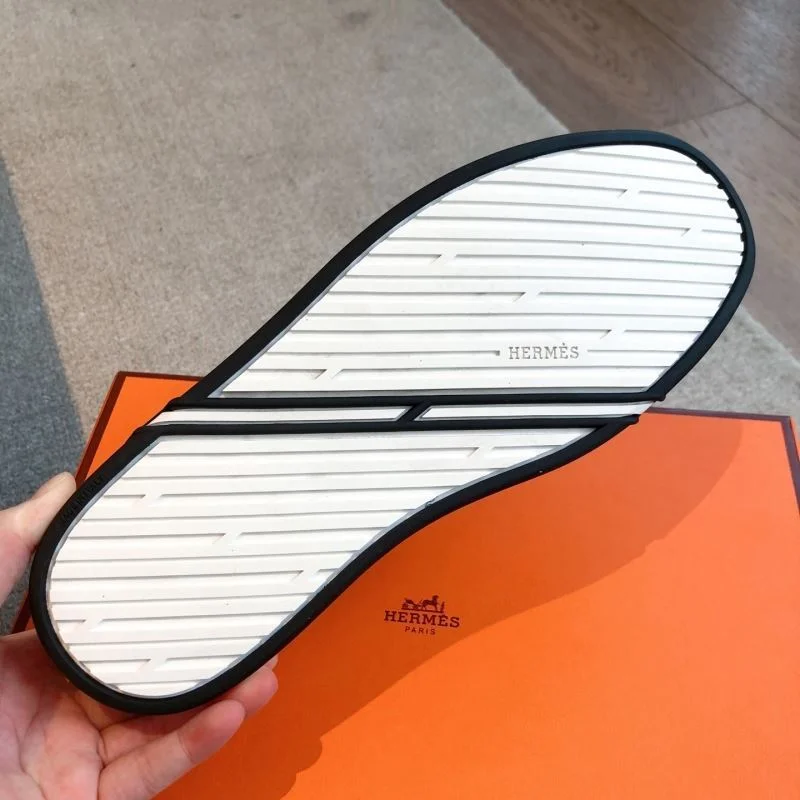 Exact replica Hermes Low Shoes