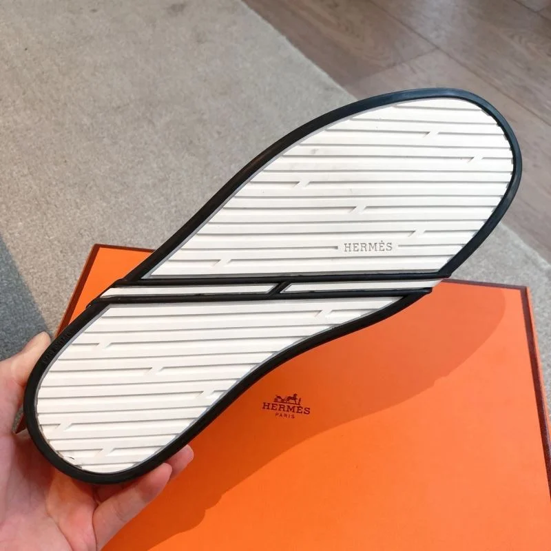 Bargain Hermes Low Shoes
