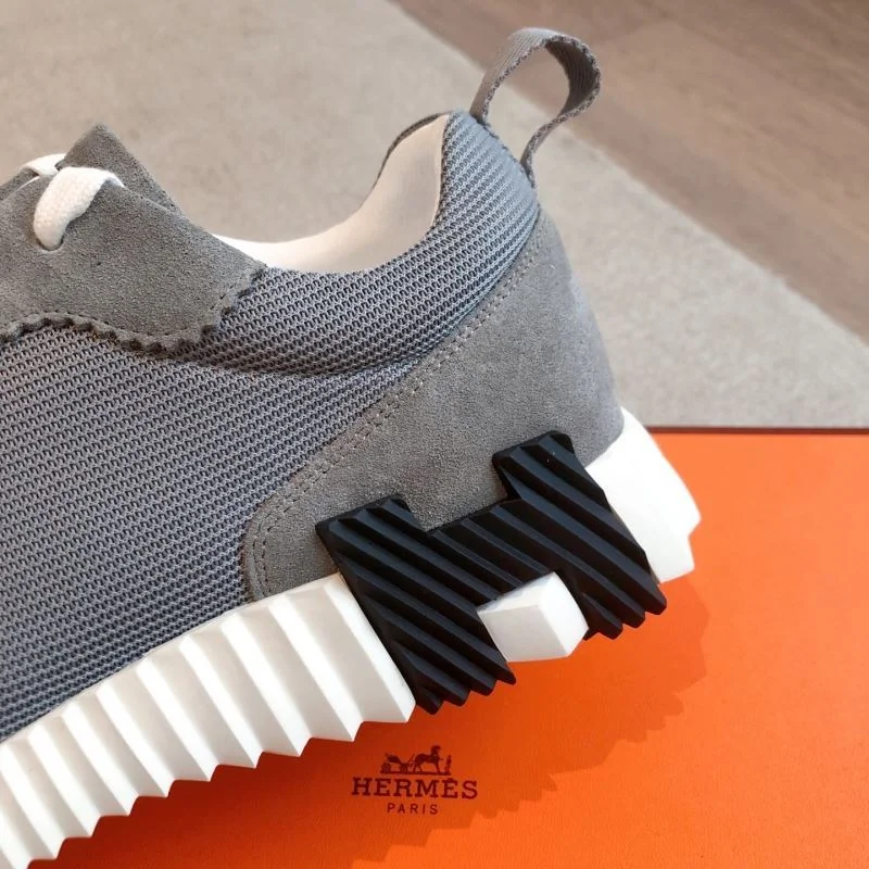 Exact replica Hermes Low Shoes