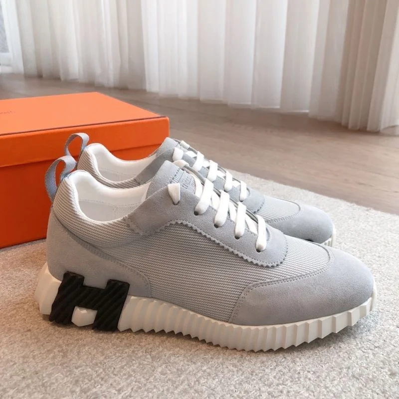 Accurate model Hermes Low Shoes