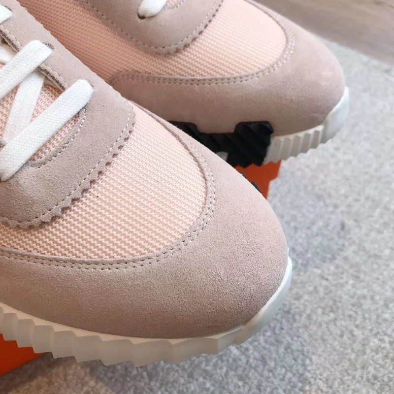Accurate model Hermes Low Shoes