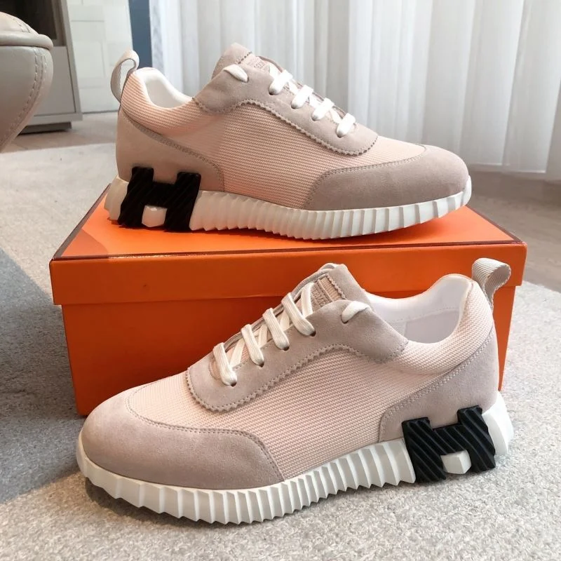 Accurate model Hermes Low Shoes