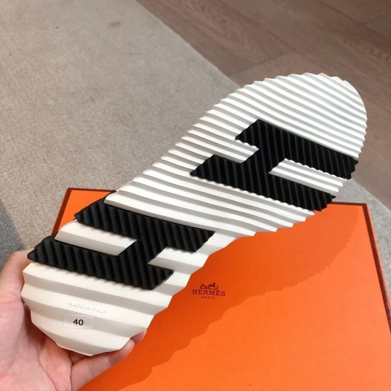 Exact replica Hermes Low Shoes