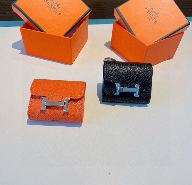 Indistinguishable Hermes Mobile Cases