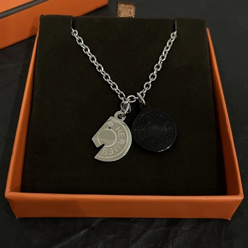 Exact replica Hermes Necklaces