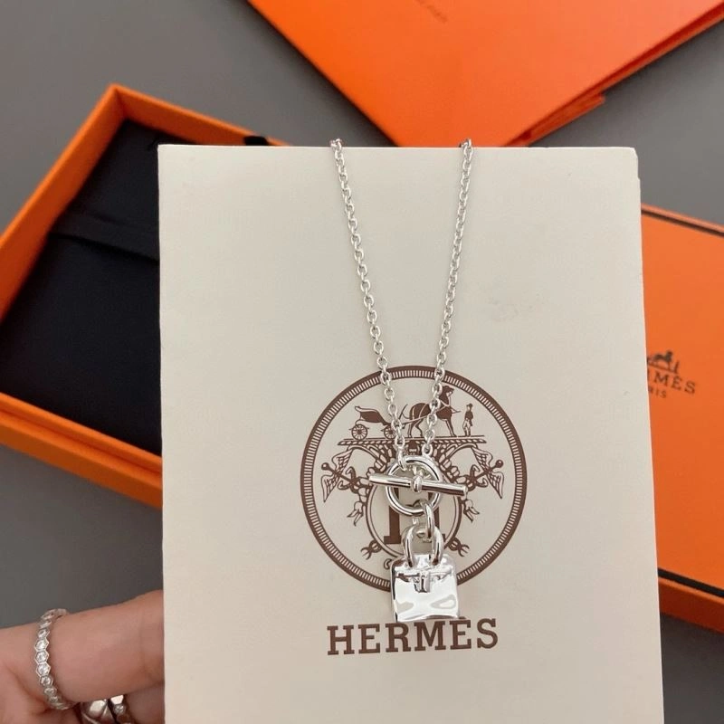 Precise copy Hermes Necklaces