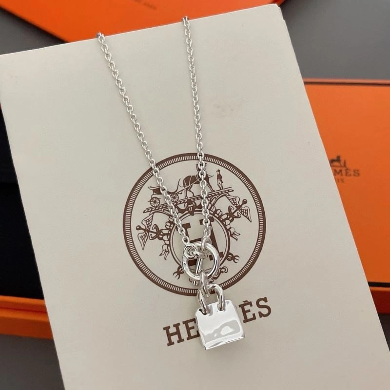 Precise copy Hermes Necklaces
