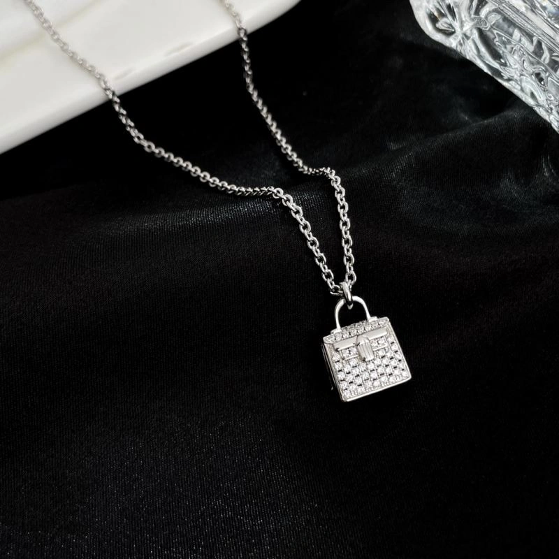 Precise copy Hermes Necklaces