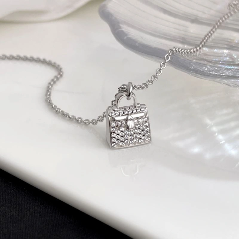 Precise copy Hermes Necklaces