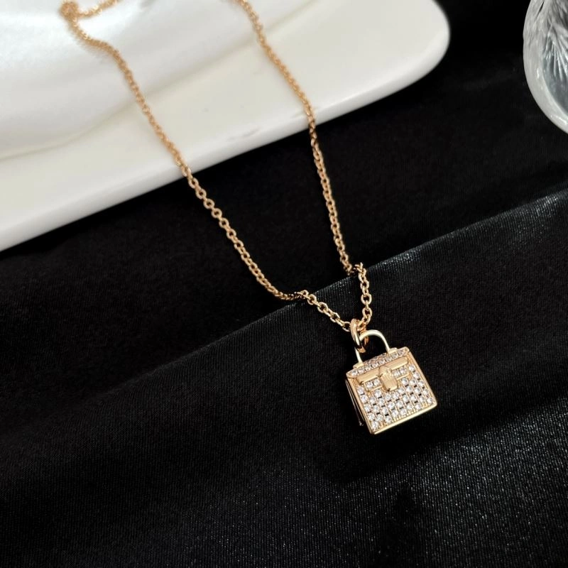 Precise copy Hermes Necklaces