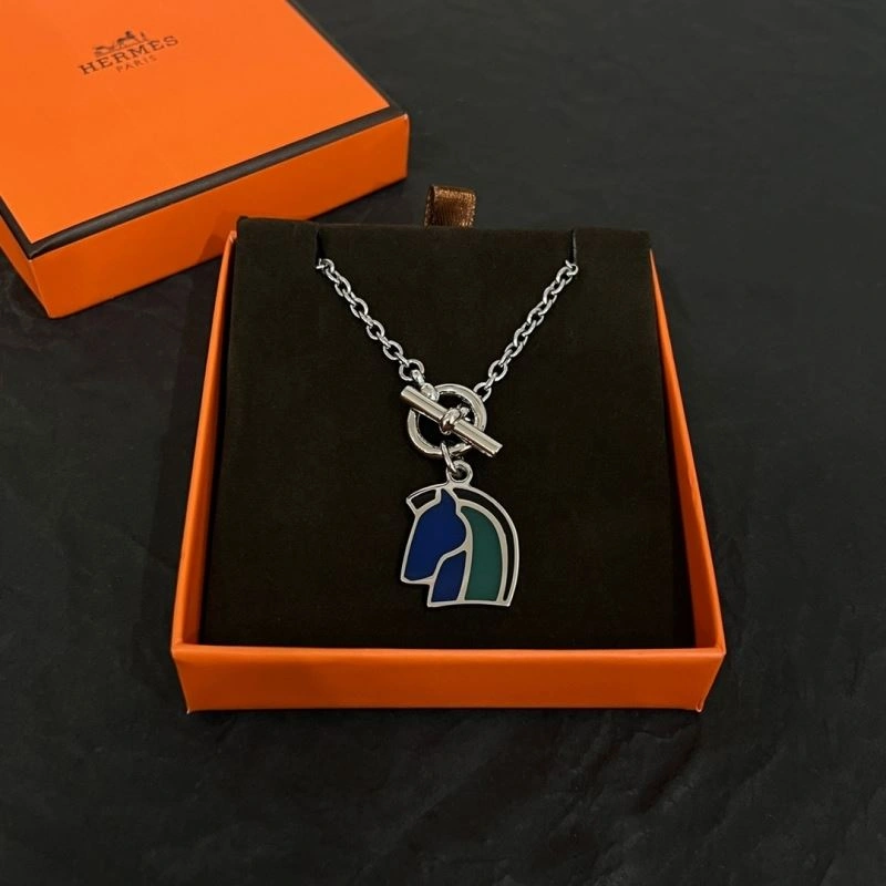 Accurate model Hermes Necklaces