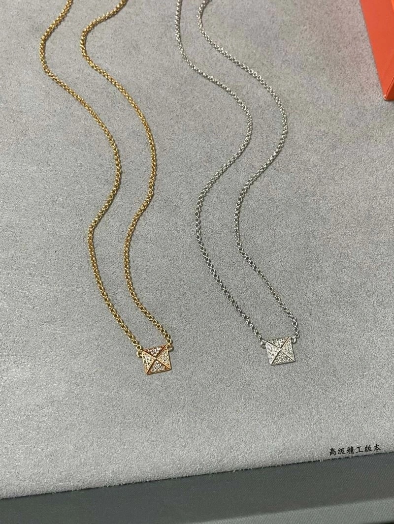 Economical Hermes Necklaces