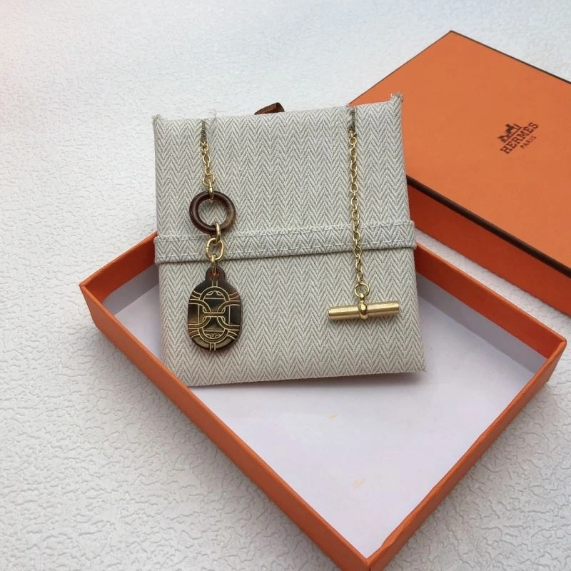 Top match Hermes Necklaces