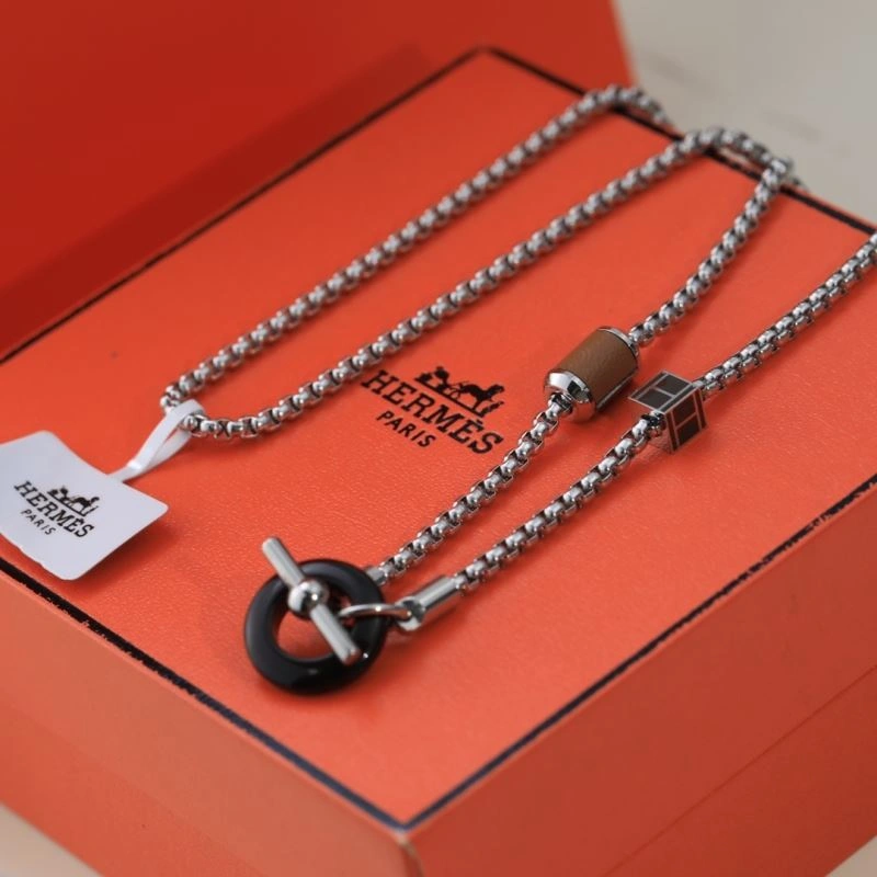 Bargain Hermes Necklaces
