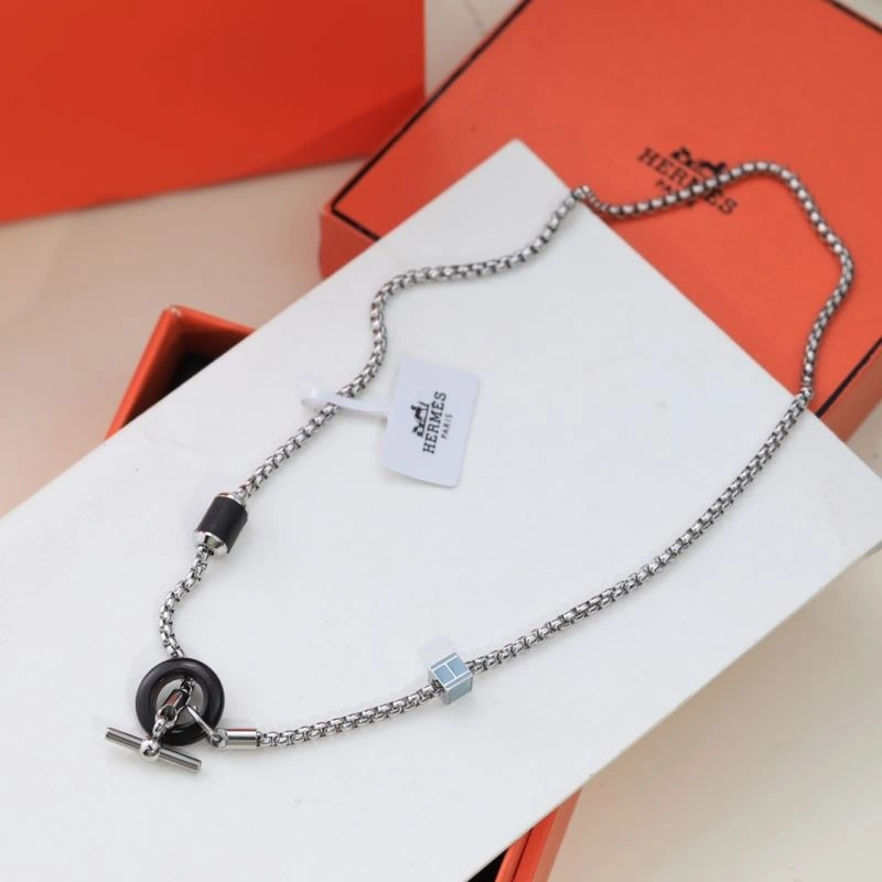 Bargain Hermes Necklaces