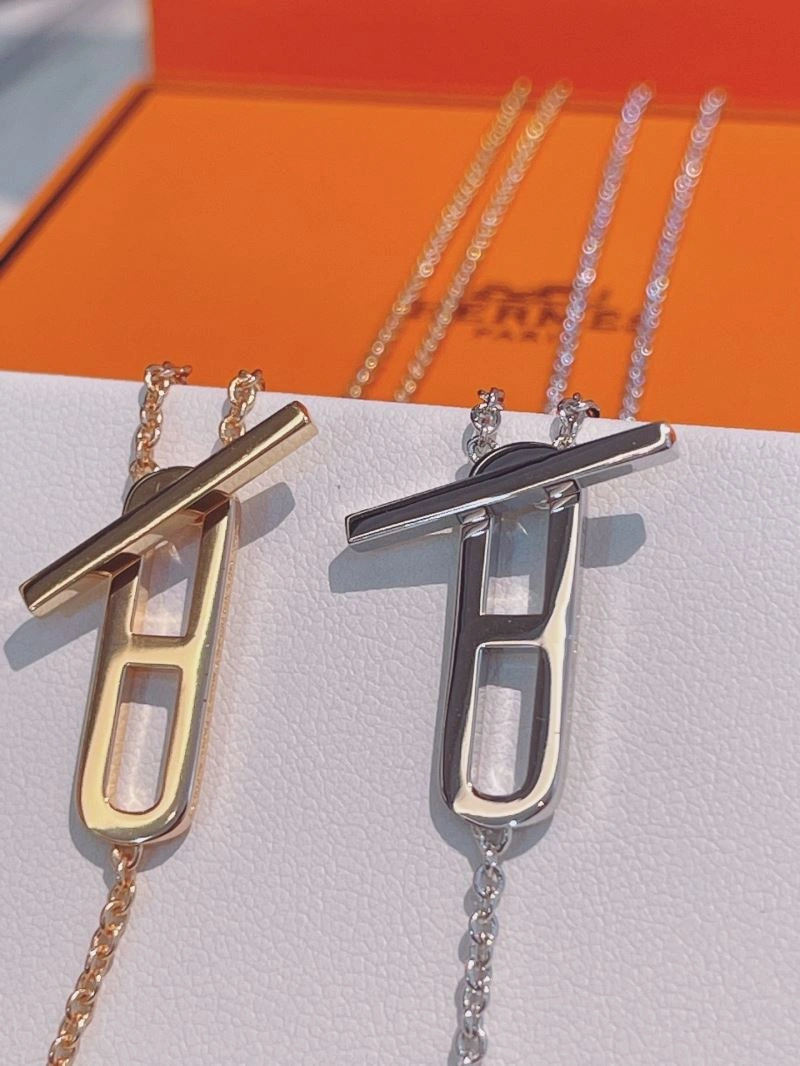 Exact replica Hermes Necklaces