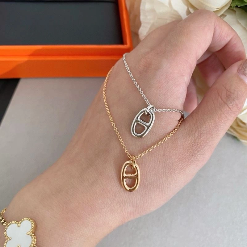Brand-authenticated Hermes Necklaces