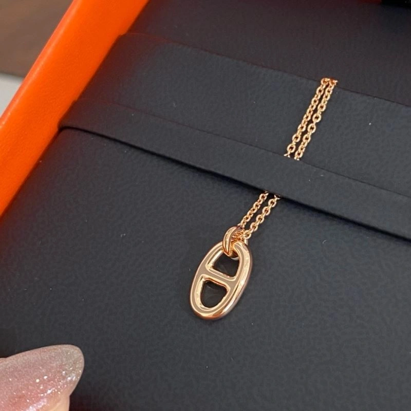 Brand-authenticated Hermes Necklaces