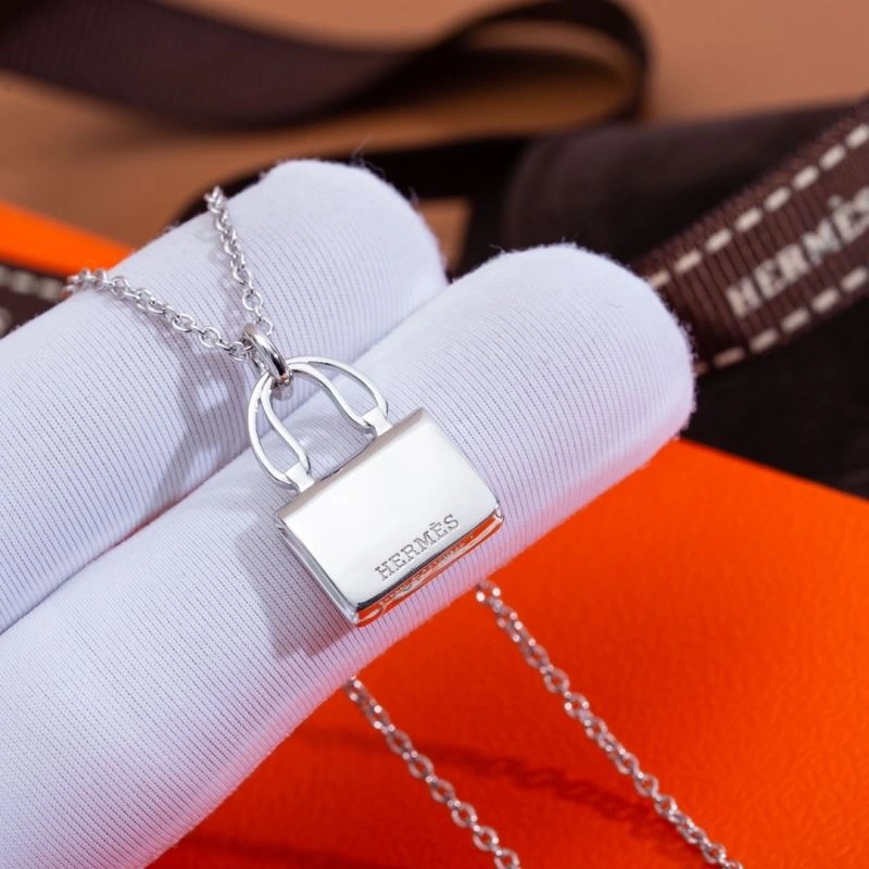 Discounted Hermes Necklaces