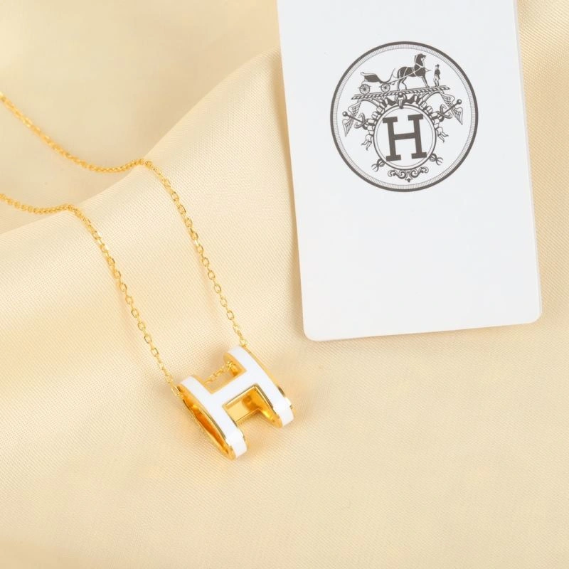 Bargain Hermes Necklaces