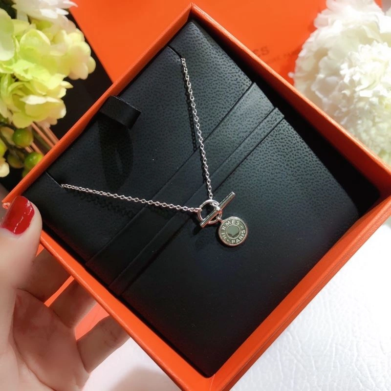 Budget-friendly Hermes Necklaces