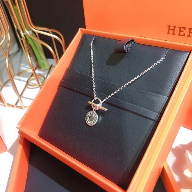Budget-friendly Hermes Necklaces